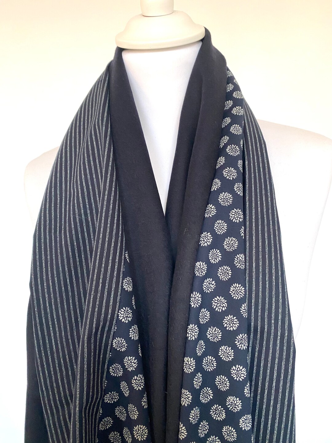 Men's Blue Japanese Cotton Wool Scarf - Geometric Japanese Pattern With ...