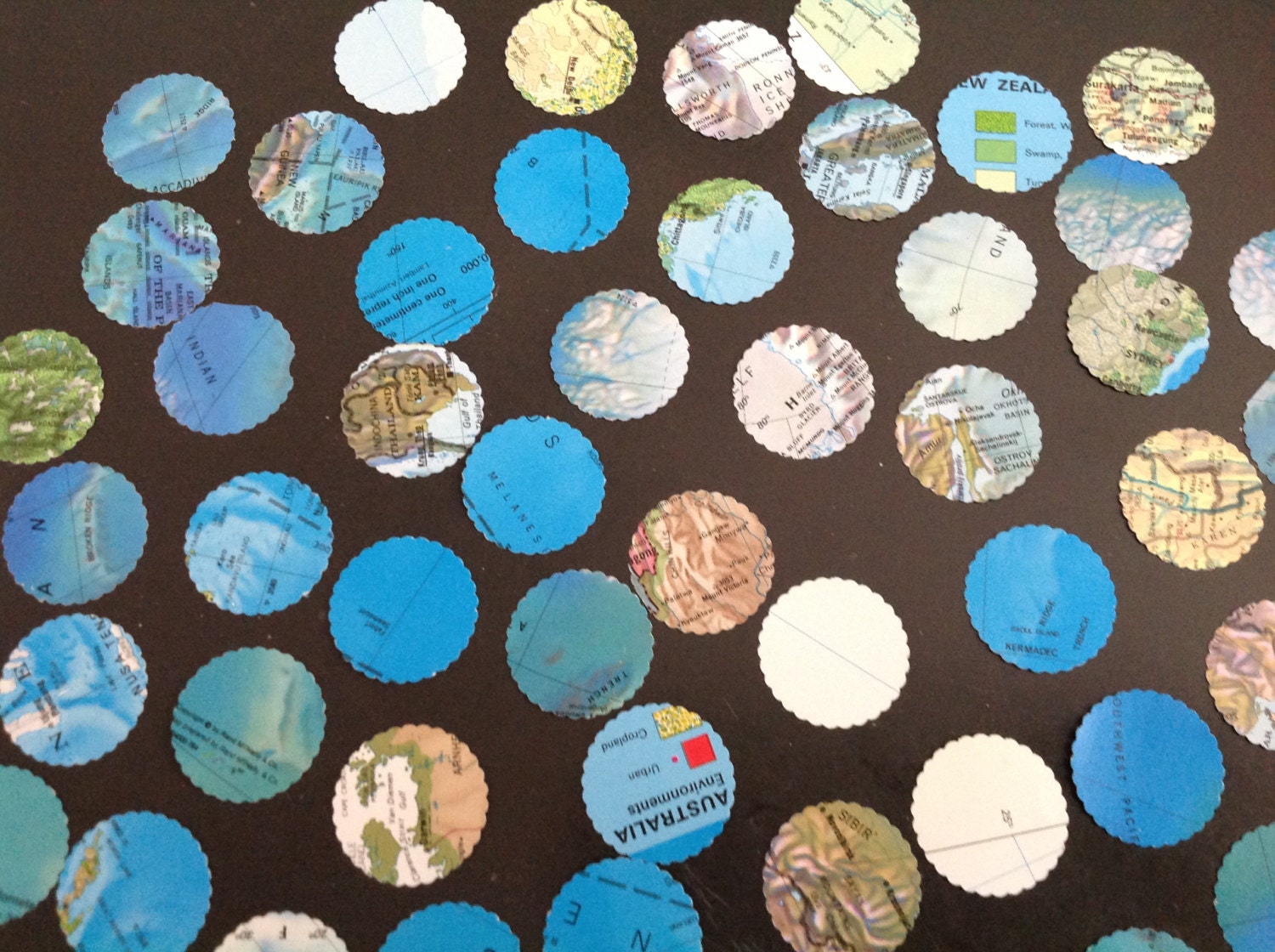 Confetti Globes. Atlas Map Confetti Circles. Circles of Confetti Atlas ...