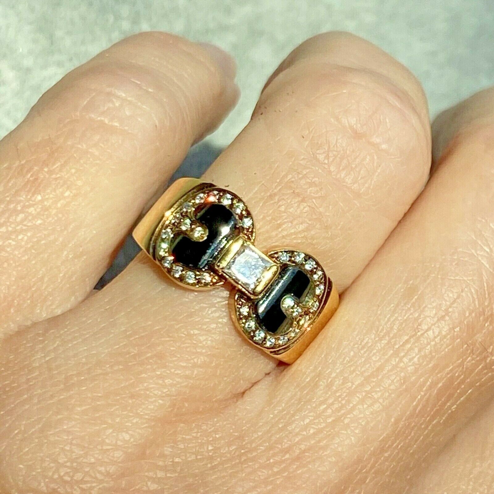 18K Yellow Gold Diamond Carved Onyx Escada Eluna Ring Signed Bow Buckle ...