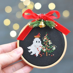 Christmas Ghost Cross Stitch. Winter Ghost Cross Stitch. Christmas ...