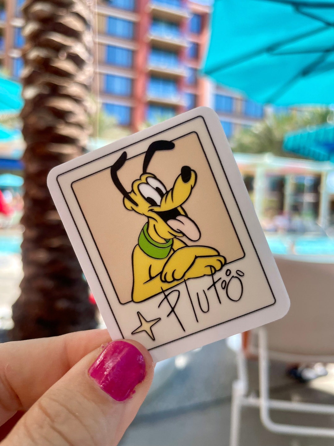 PLUTO | Vinyl Sticker | Classic Disney Character | Water Bottle ...