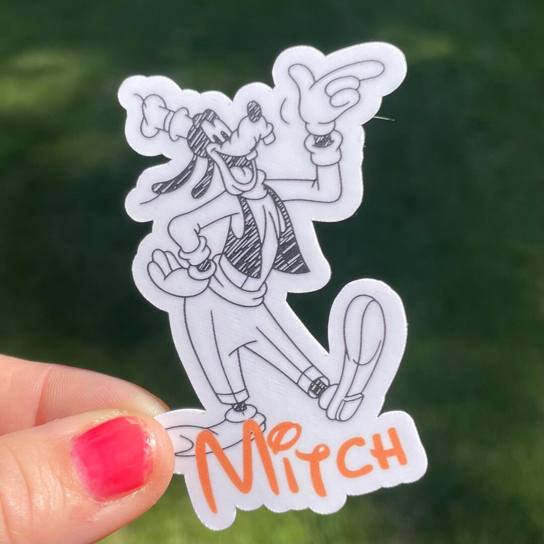 PERSONALIZED | Goofy | Vinyl Sticker | Classic Disney Character | Water ...