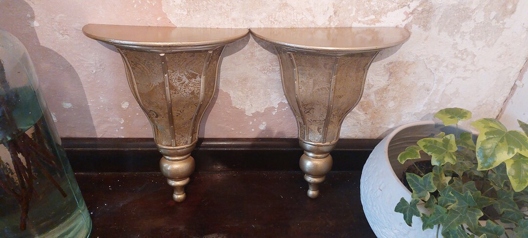 Victorian Style Wooden Gold Corbel Hanging Shelf for Ornaments, Candles ...