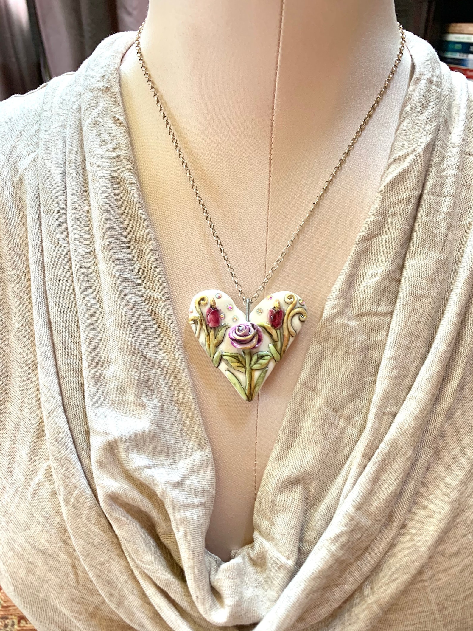 Red Rose Pendant Heart Pendant Pastel Garden Theme Pendant Pink Rose ...