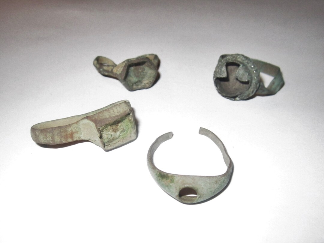 Four 4 Authentic Bronze Relic Rings Missing Stone glass Medieval ...