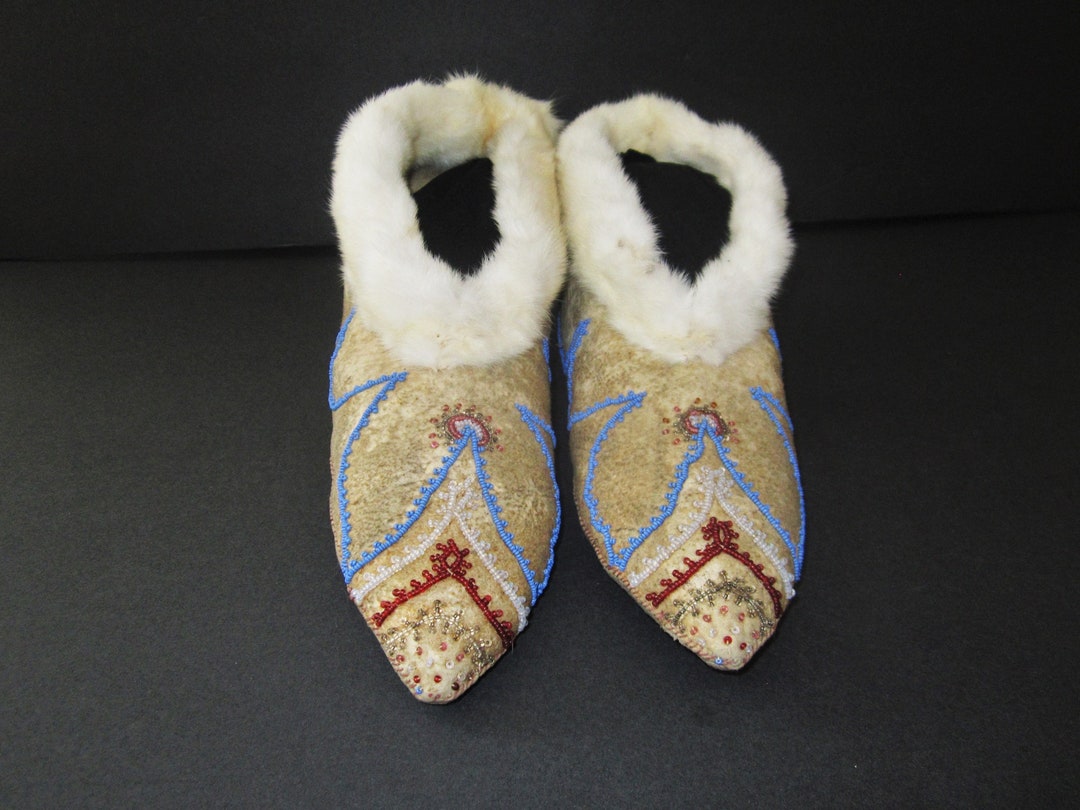 Athabaskan Athapaskan Beaded Adult Moccasins Brain Tanned Ermine Trim Late Historic Period ...