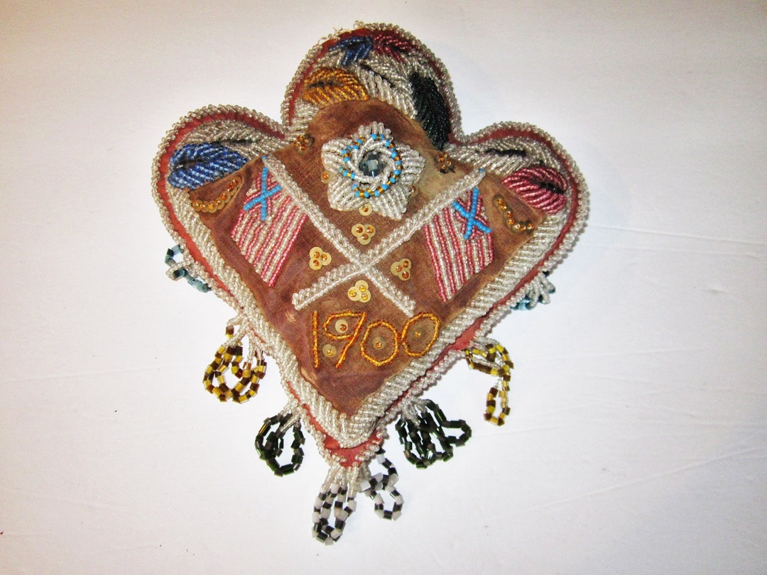 Iroquois Mohawk Beaded Whimsy Patriotic Pin Cushion Raised Beadwork on ...