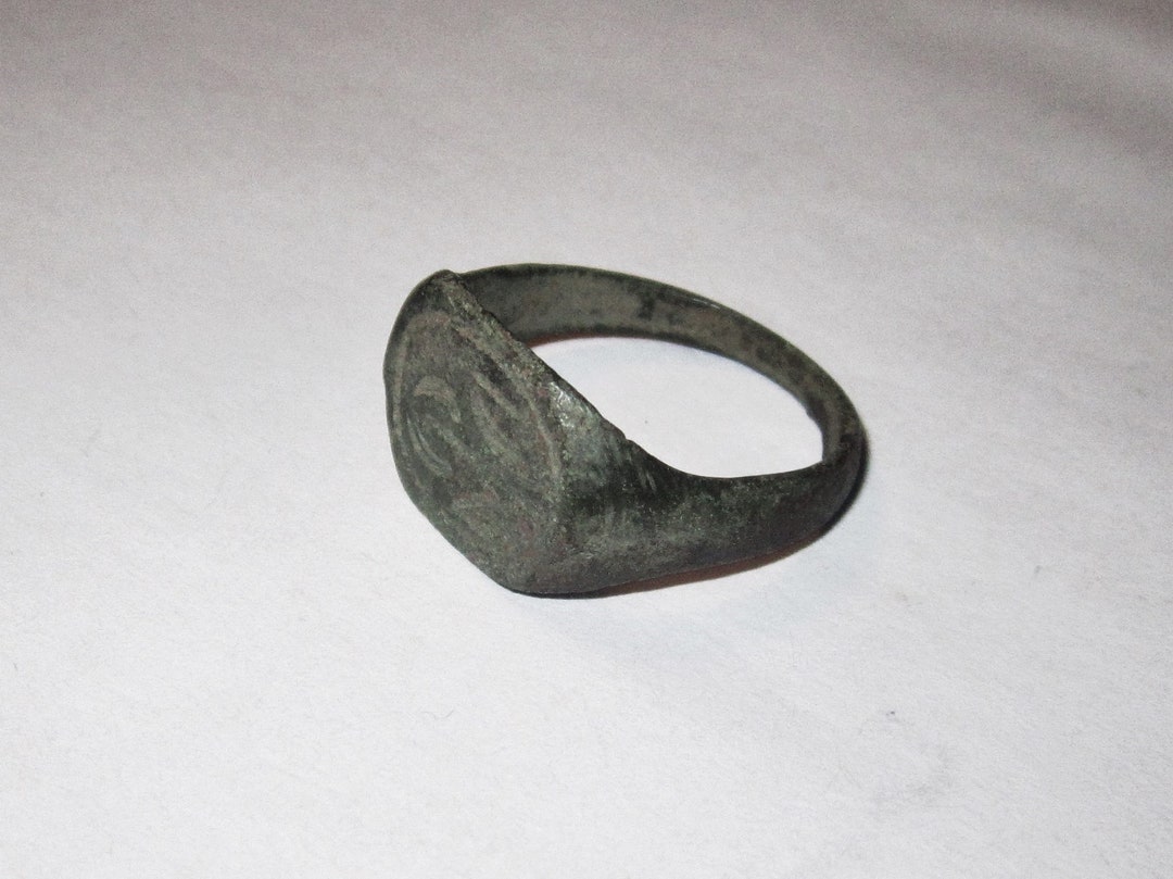 Medieval Signet Heraldic Ring C. 1500 Size 8.25 Bronze Alloy in ...