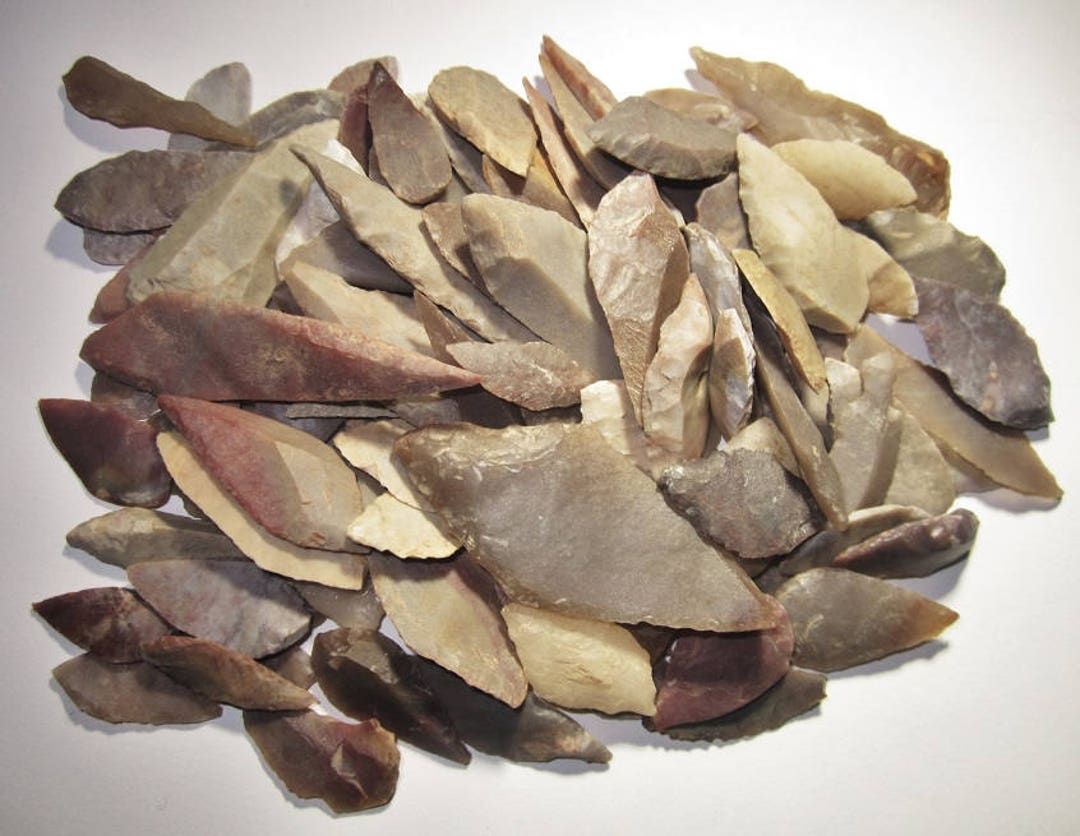 Four (4) Neolithic Flint and Stone Blades or Points Subsahara Africa C ...