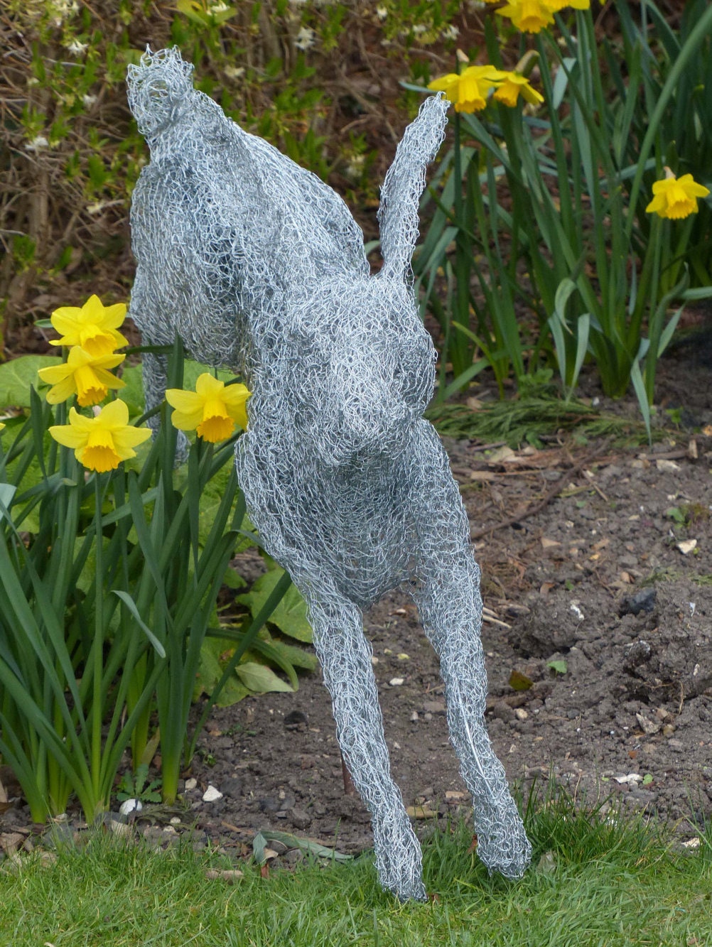 Leaping Hare Wire Sculpture - Etsy UK