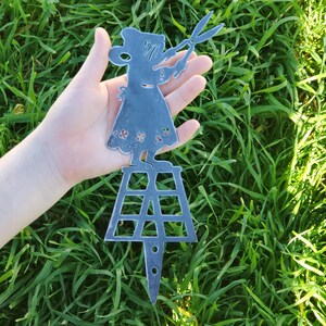 Cute Garden Mouse Plant Stake – Unique Rustic Lawn Ornament - Metal ...