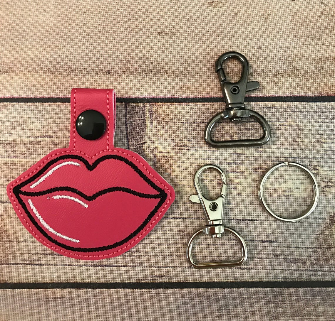 LIPS KEY FOB. Lips Snap Tab. Makeup Key Fob. Lips Key Chain. | Etsy