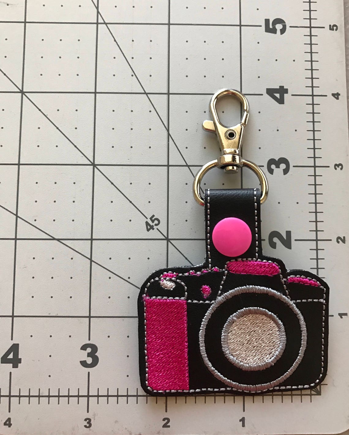 CAMERA KEY FOB. Photographer Snap Tab. Photography Key Chain. - Etsy