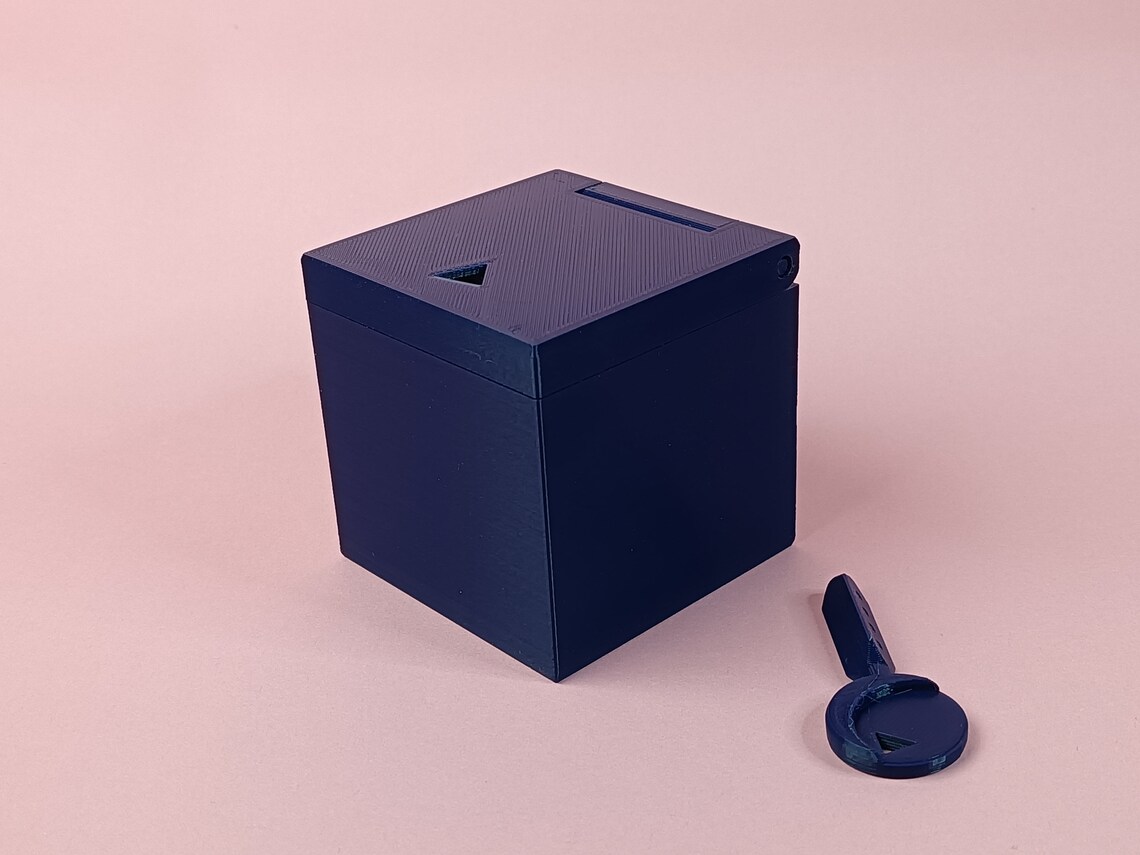 3d Printed Mysterious Blue Box Inspired by Mulholland Drive | Etsy