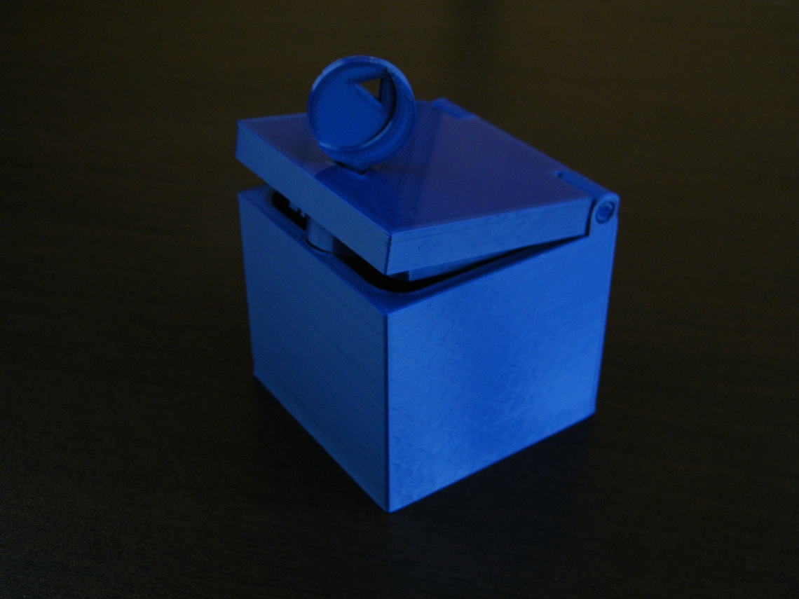 3d printed mysterious blue box inspired by Mulholland drive | Etsy
