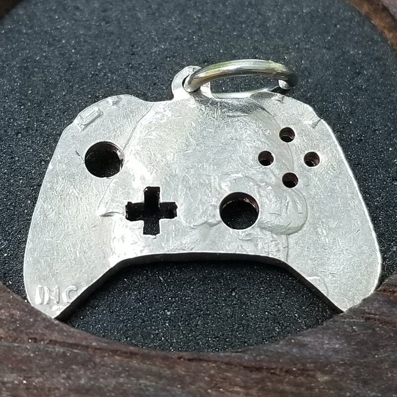 Controller Necklace - Etsy