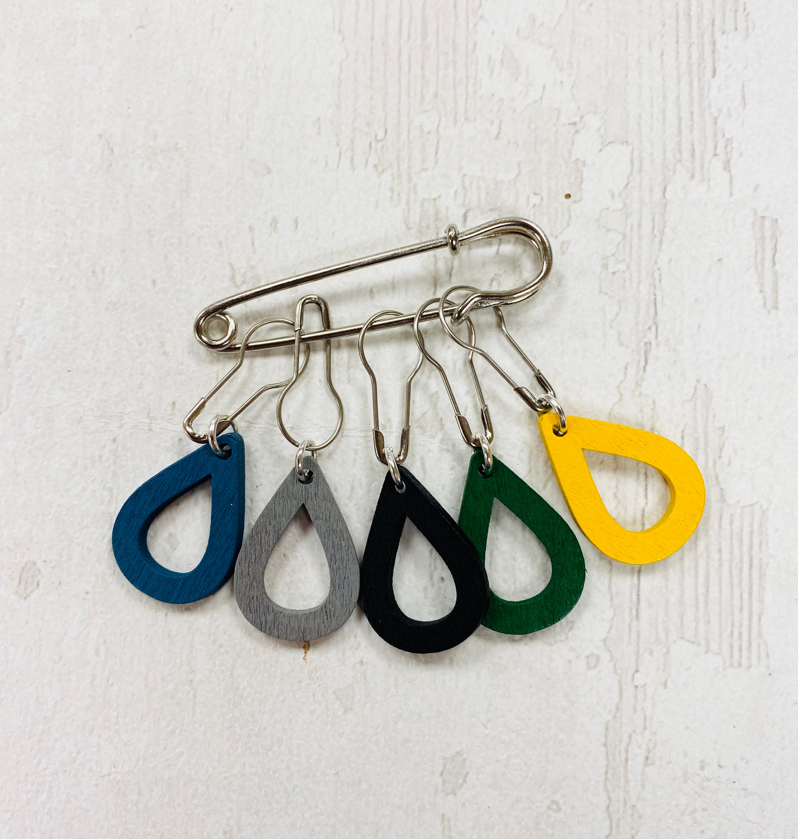 Lightweight Wooden Teardrop Stitch Markers, Progress Markers / Keepers ...