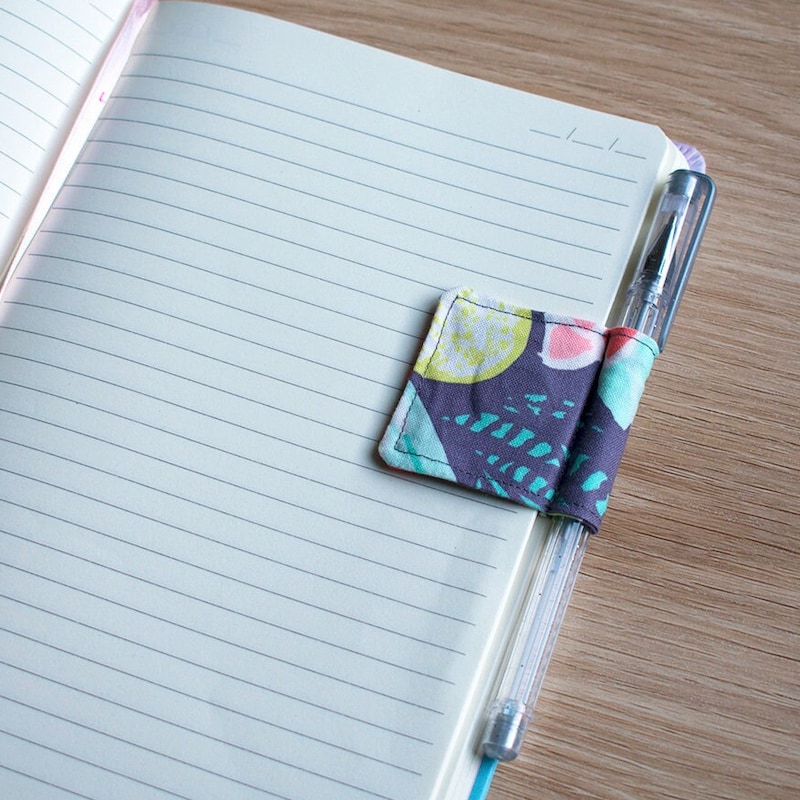 Magnetic Bookmarks Pen Holder - Etsy