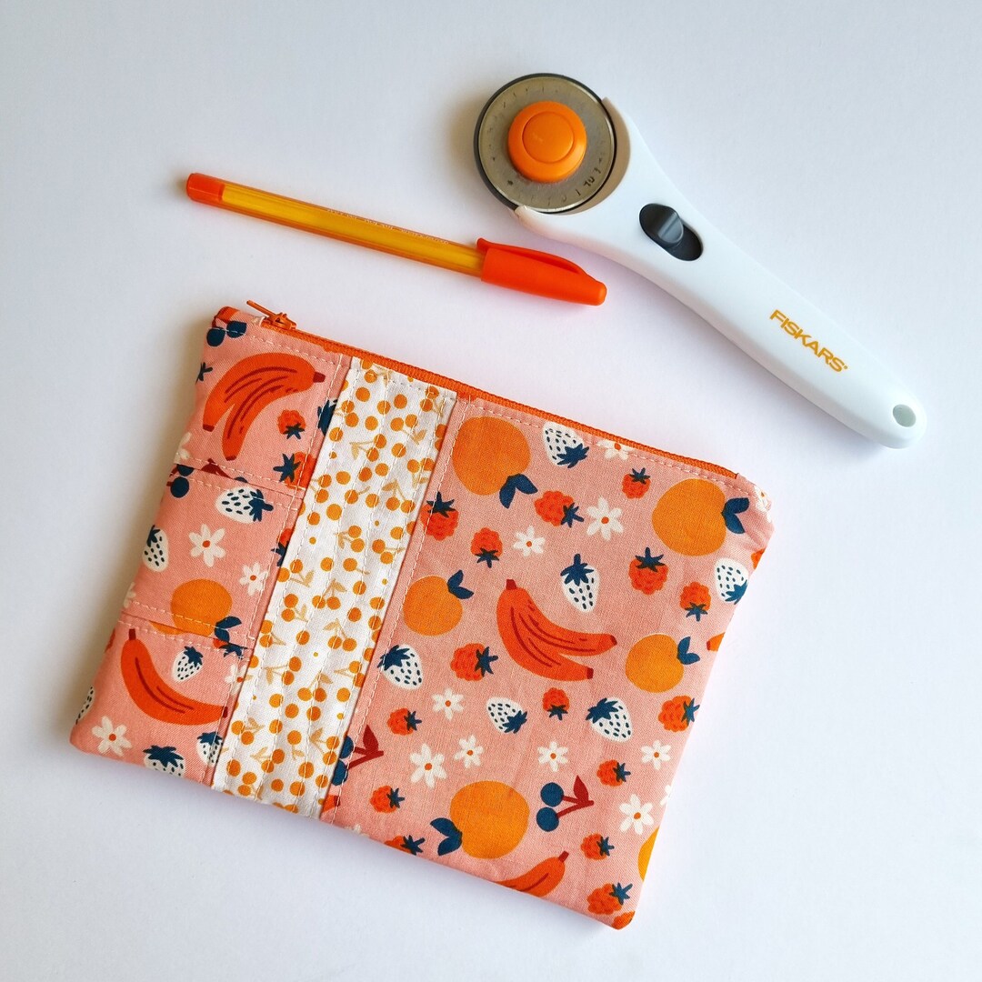 Easy Zipper Pouch Sewing Pattern PDF, Includes Video and SVG Cut File ...