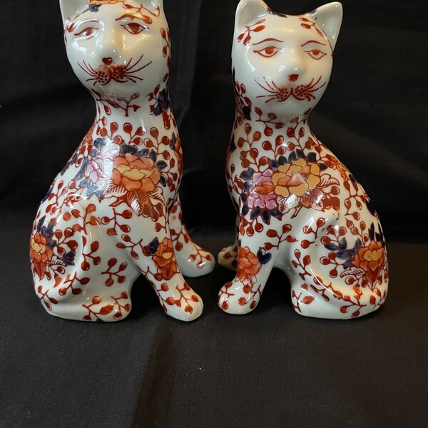 Antique Imari Figurine - Etsy