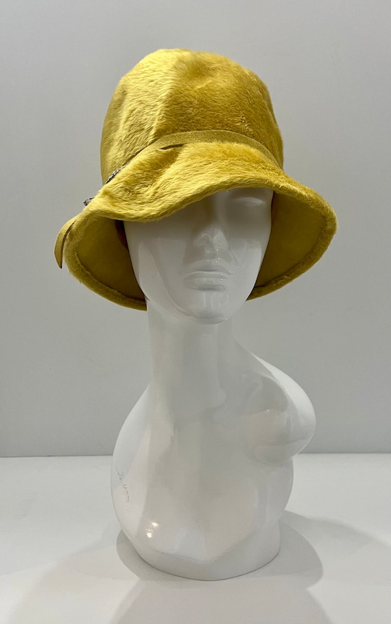 1960's Mod Gold Bucket Hat by Henri Original - Gem