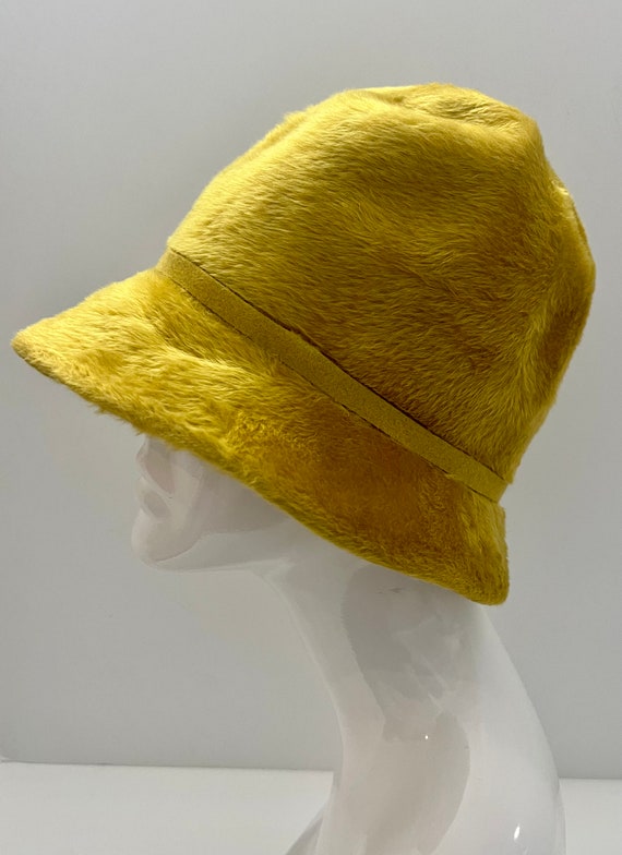 1960's Mod Gold Bucket Hat by Henri Original - Gem