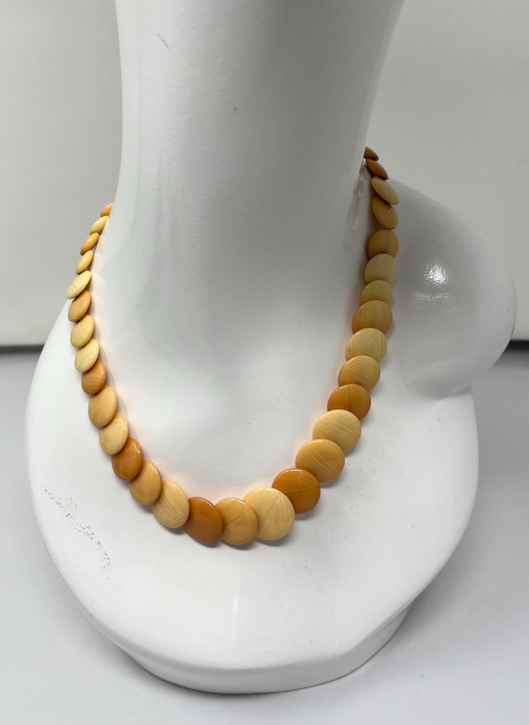 1940's -1950's Butterscotch Graduated Disc Necklace - Etsy