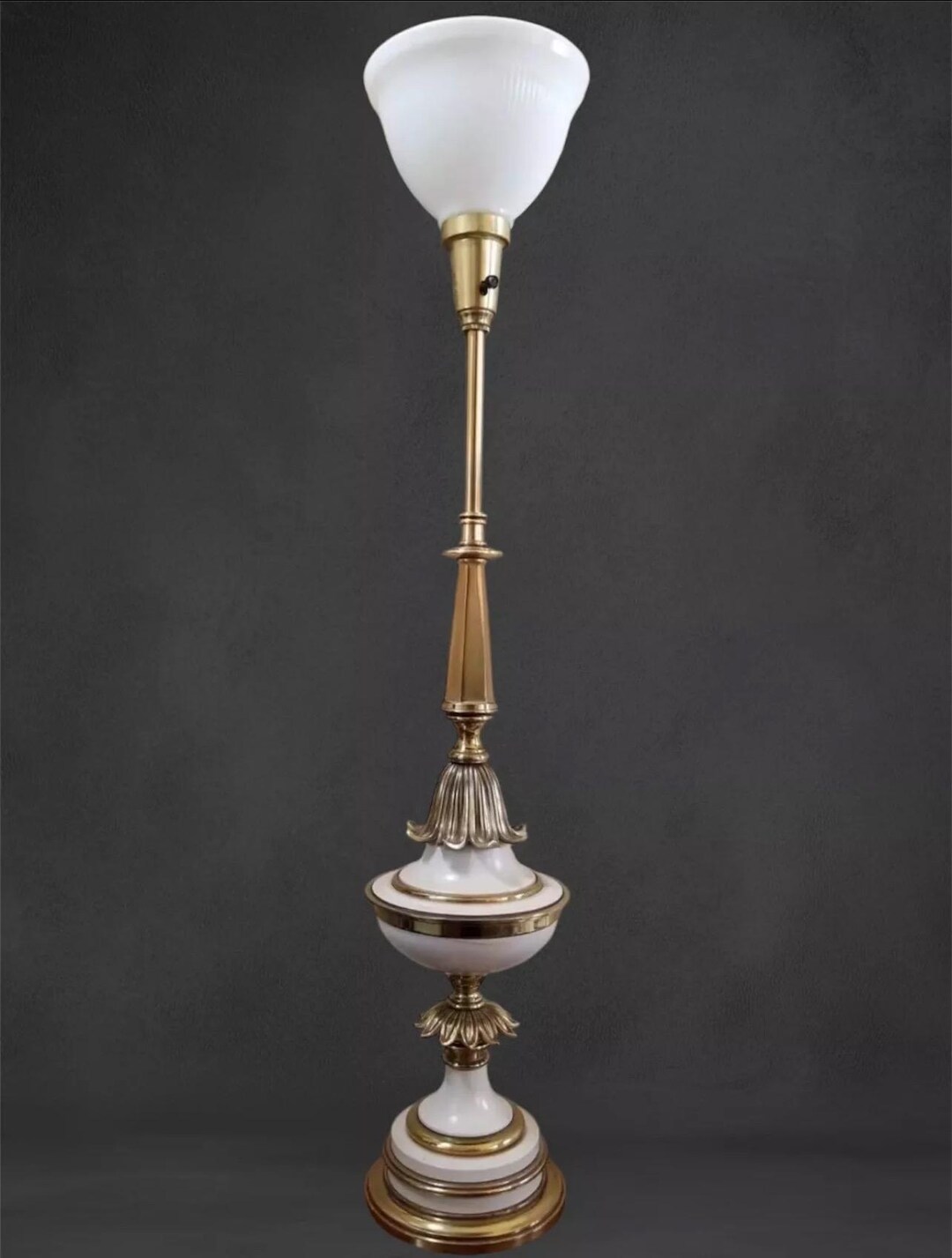 Vintage Stiffel Brass MCM White Enamel Hollywood Regency Table ...