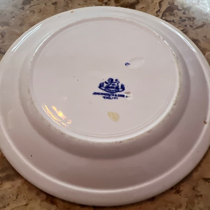 John Maddock & Sons England 8” Dinner Plate Blue Willow Vintage VGC - Etsy