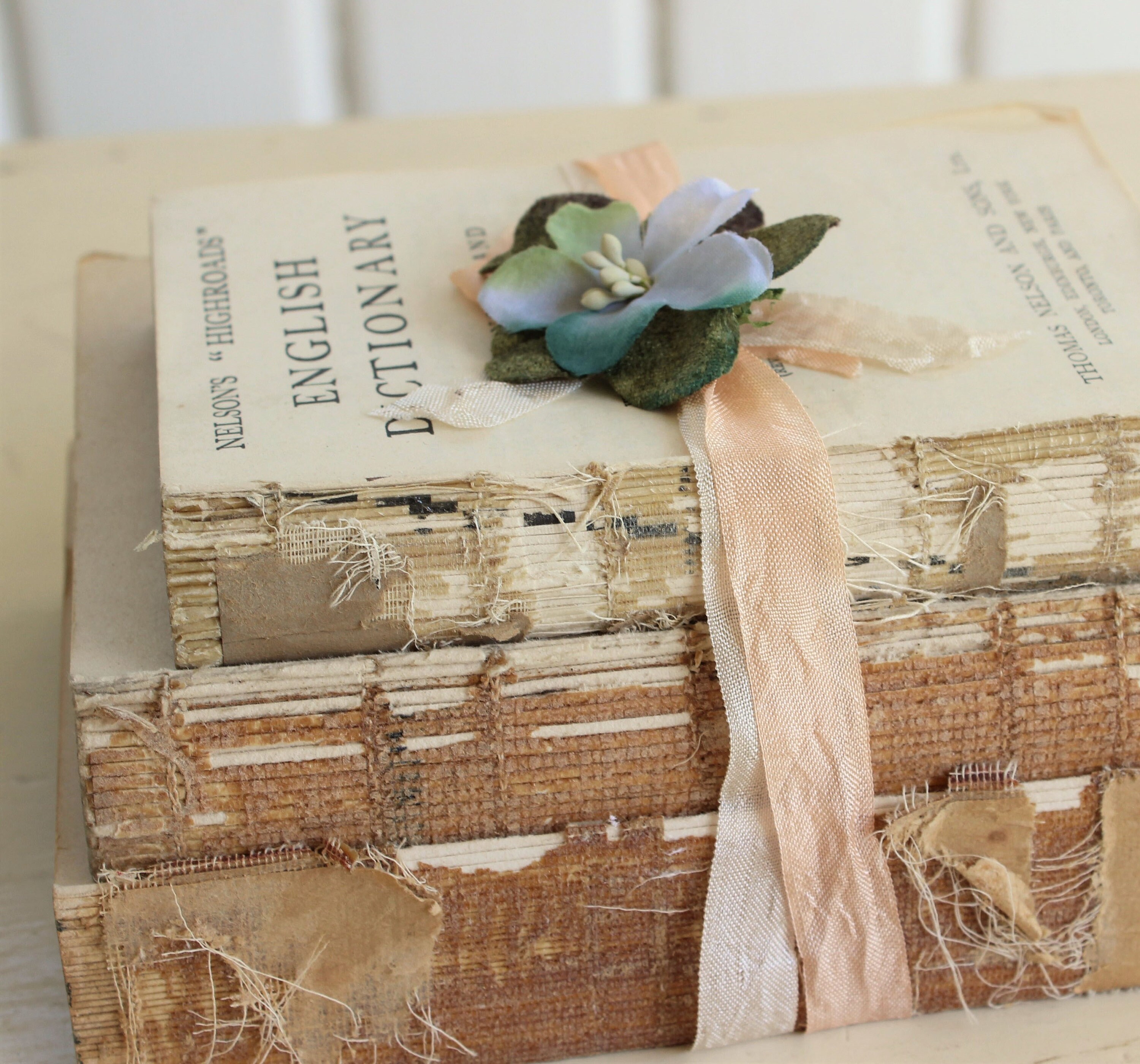 Antique BARE BOOKS, Vintage Exposed Spine Decorative Book Bundle ...