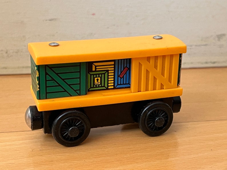 Crate Box Car With Sliding Doors Thomas the Tank Engine and Friends ...