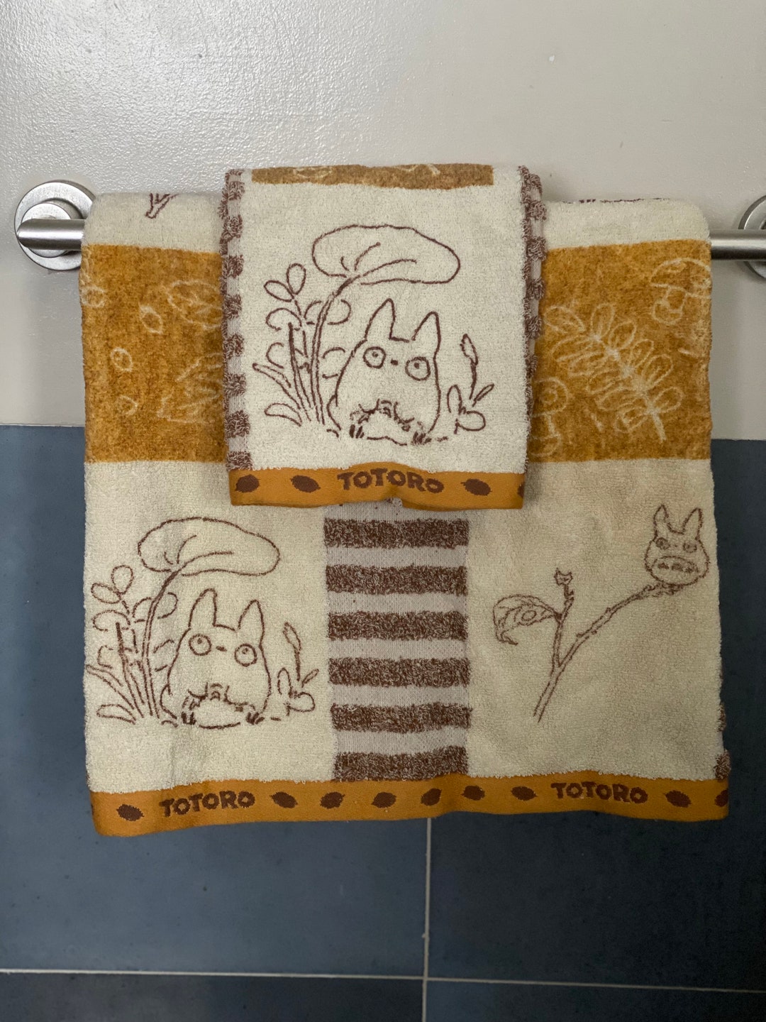 Totoro Vintage Bath Towel - Tonari No Totoro - My Neighbor Totoro ...