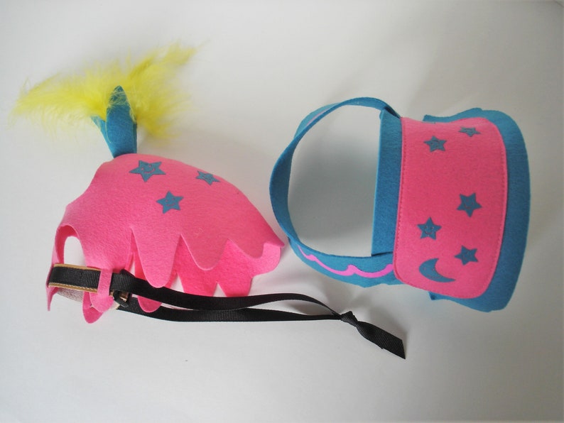 Oatsie Cirque De La Lune: A Looney Circus - Etsy