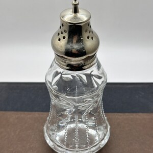 Lady Primrose's Royal Extract Vintage Dusting Silk Powder 8 Inch Shaker ...