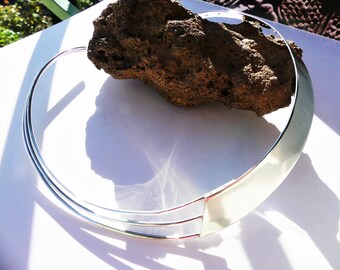 Silver Torque Necklace - Etsy