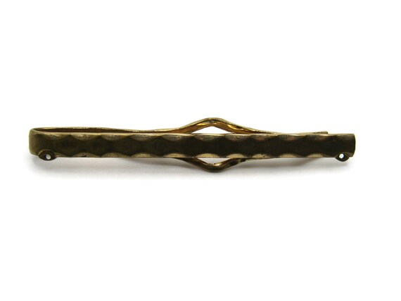 Scalloped Edged Gold Tone Diamond Shape Center Indust… - Gem
