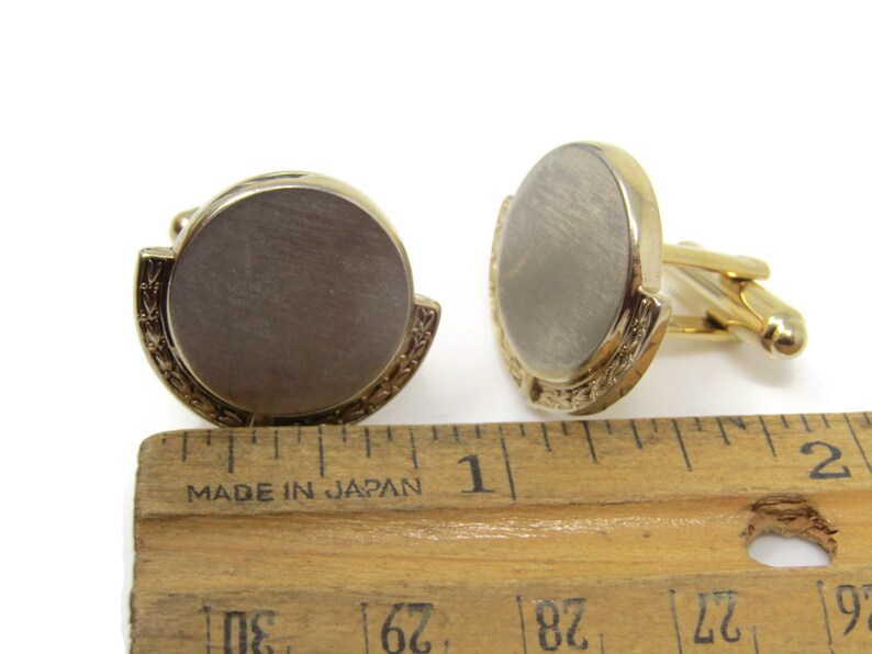 Nice Circle Wreath Bottom Cufflinks Gold Tone Vintage - Etsy