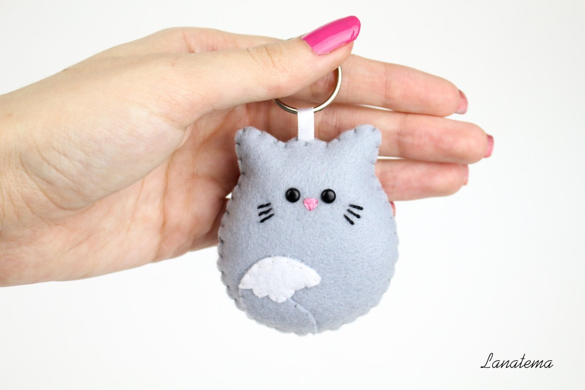Cat Keychain. Grey Cat Lover Gift. Animal Keychain. Felt | Etsy