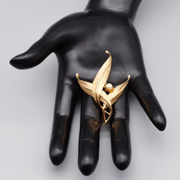 Boucher Jewelry - Etsy