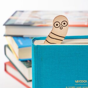 Laser Cutter SVG File - Bookworm Bookmark - Etsy