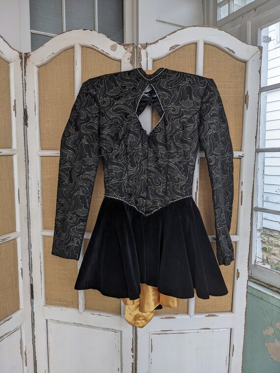 Vintage velvet figure skating costume - Gem