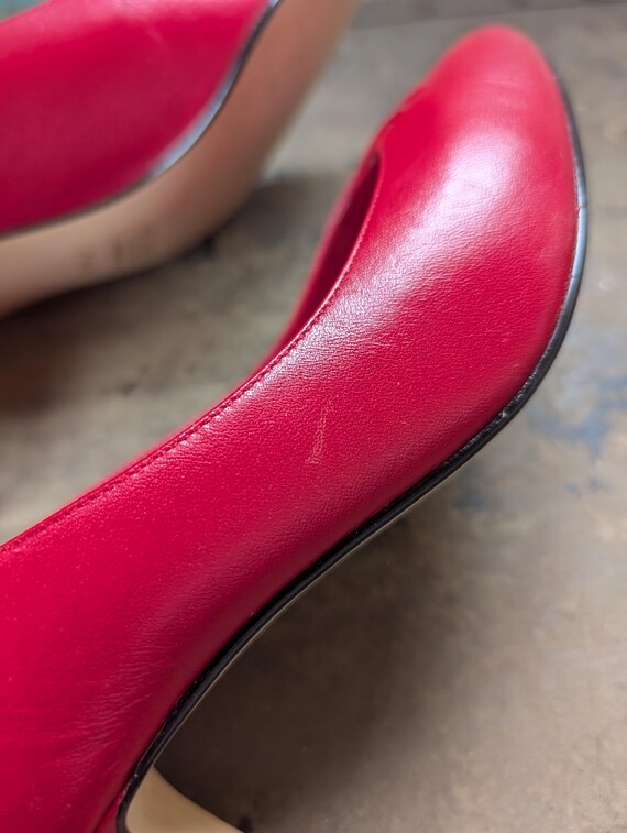 Vintage 80s red leather Connie pump heels - Gem