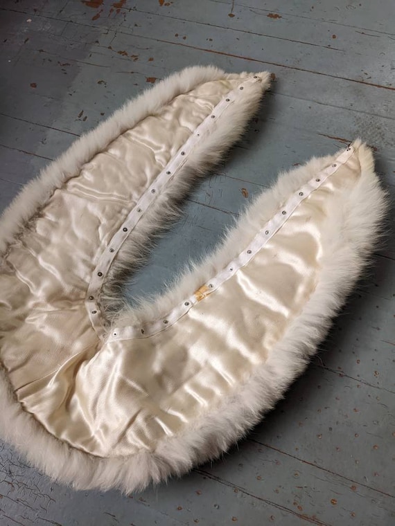 Vintage mid century winter white fur collar - Gem