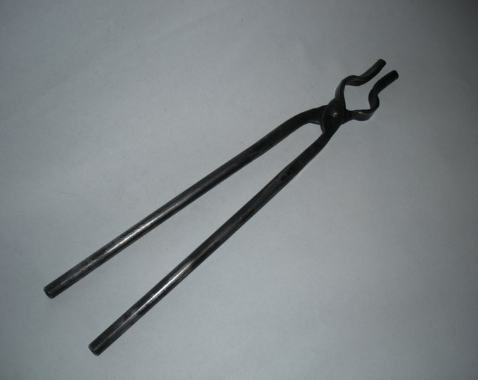 Blacksmith Tongs, Medium for 5/16" to 1/2" Stock, Bolt Tongs, V Bit ...