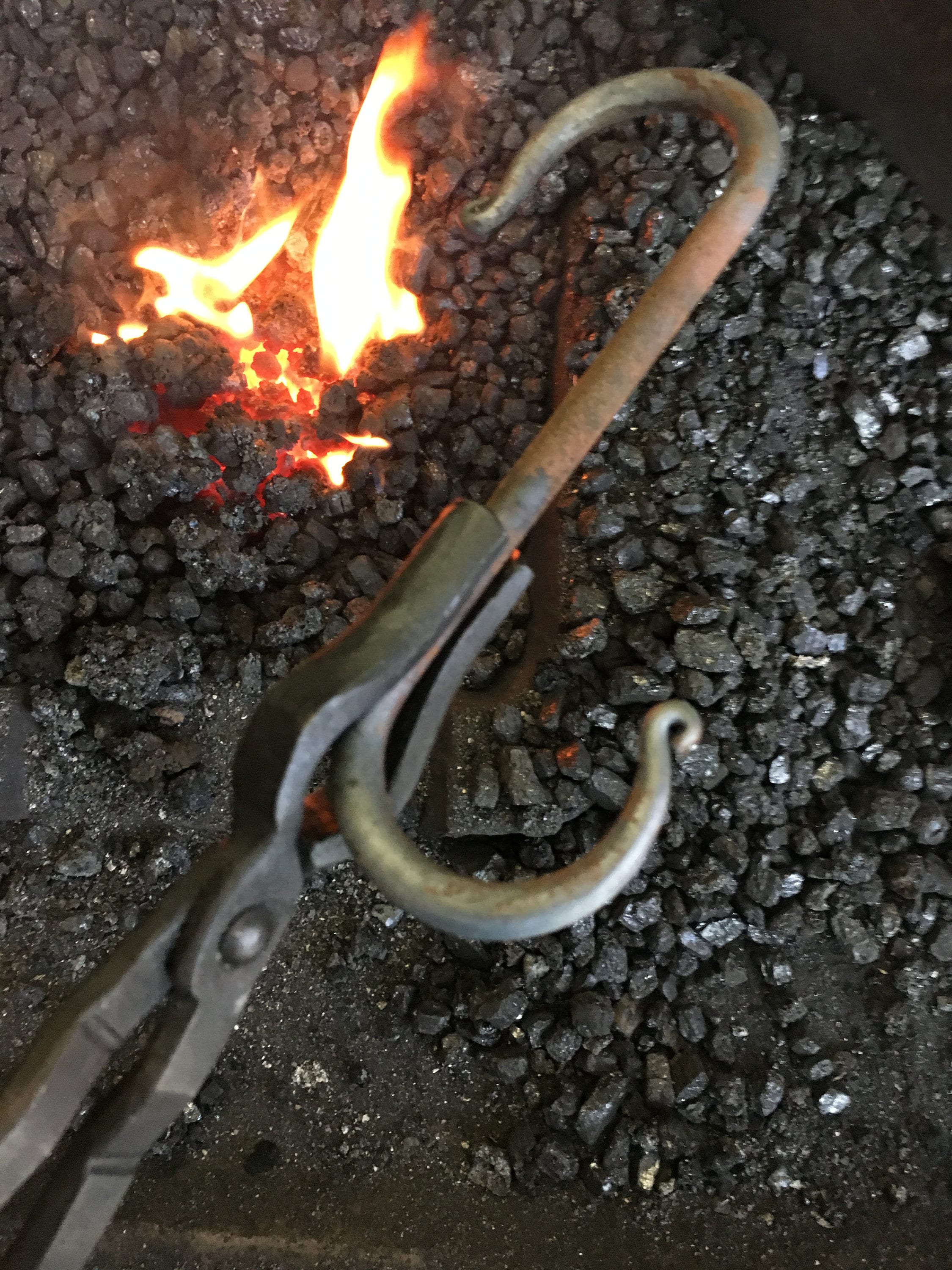 Blacksmith tongs Medium for 5/16 to 1/2 stock | Etsy