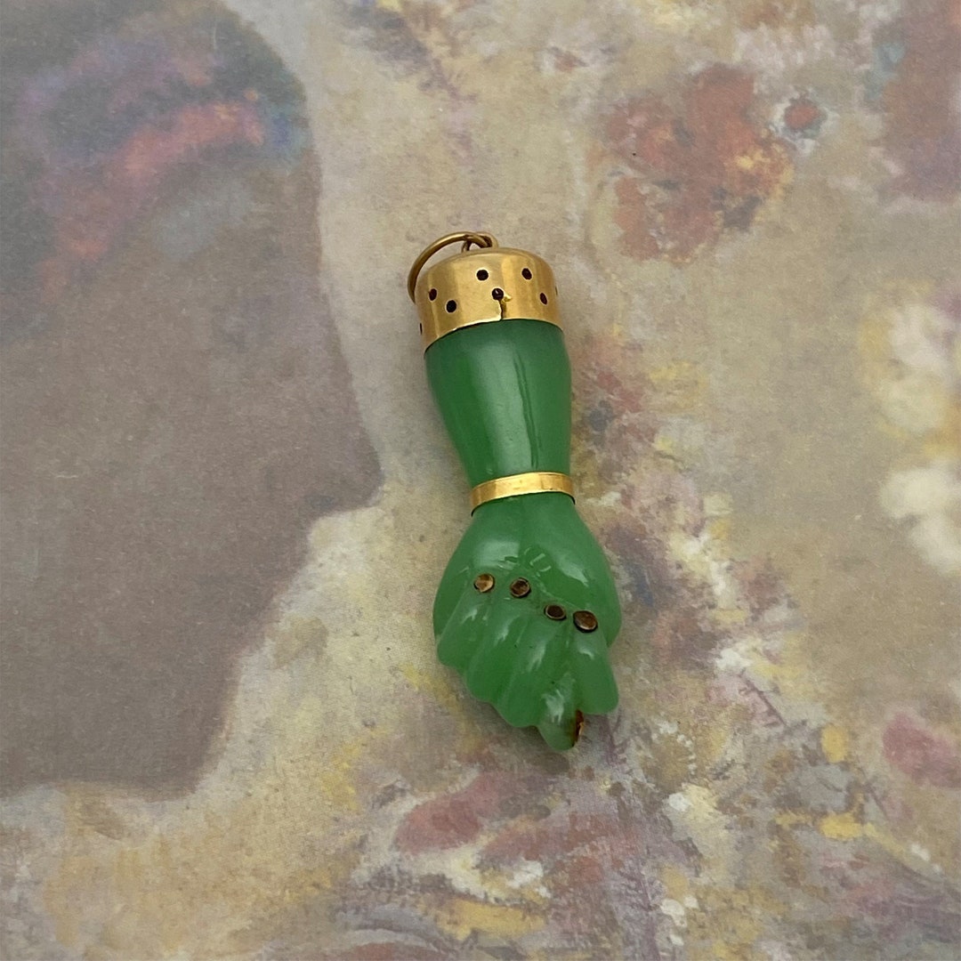 Vintage 18k Gold Green Resin Figa Pendant: Mano Fico Lucky Amulet - Etsy