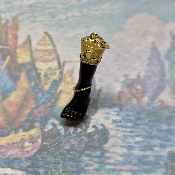 Antique 18k Gold Stained Horn Foot Pendant, Victorian… - Gem