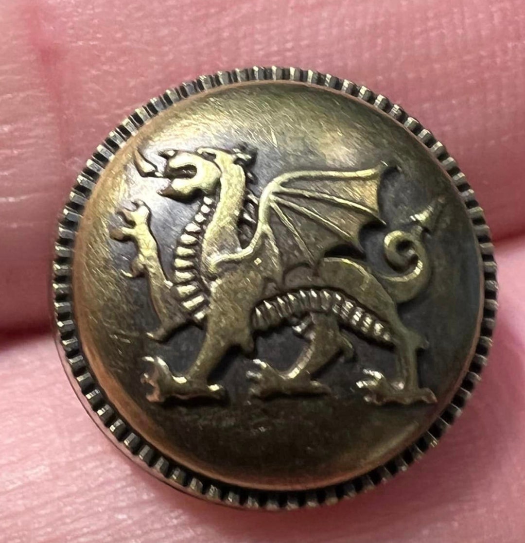 Welsh Dragon (SCA Kingdom of the Middle / Midrealm) Buttons, Set of 10 ...