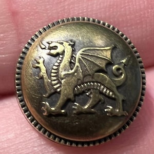 Welsh Dragon (SCA Kingdom of the Middle / Midrealm) Buttons, Set of 10 ...