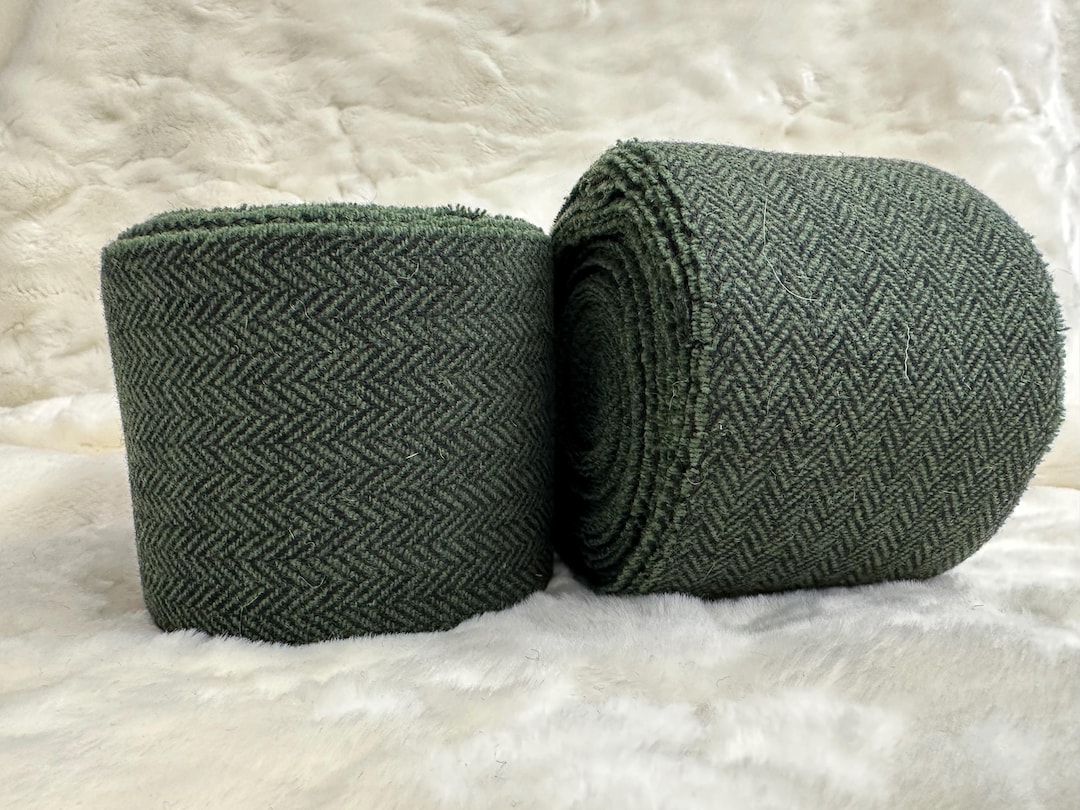 XL Winingas Viking Norse Anglo-saxon Leg Wraps 5 Yards Green and Black ...